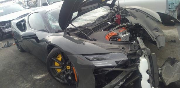 Ferrari é destruída com apenas 290 km, mas ainda é vendida por fortuna