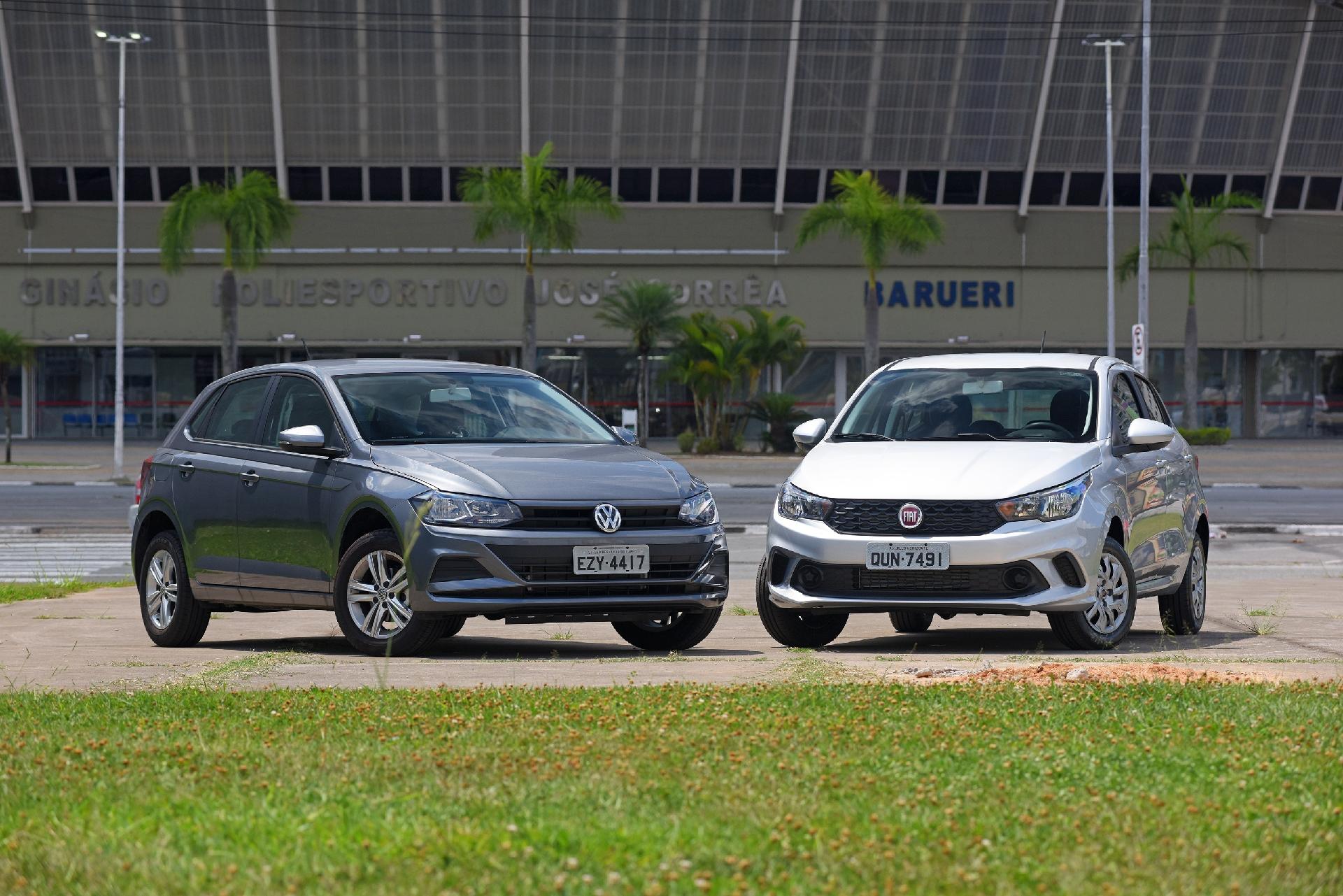 VW Polo x Fiat Argo: qual se sai melhor no duelo de versões básicas