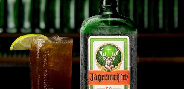 O que é Jägermeister? Conheça a bebida muito usada em coquetéis