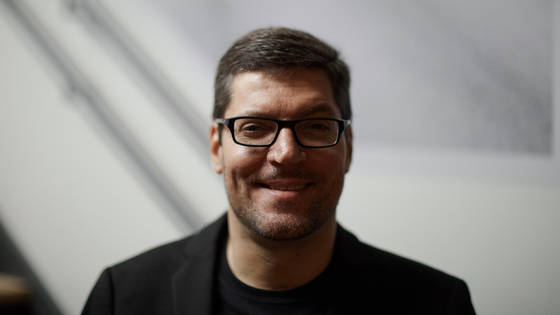 Rodrigo Hübner Mendes