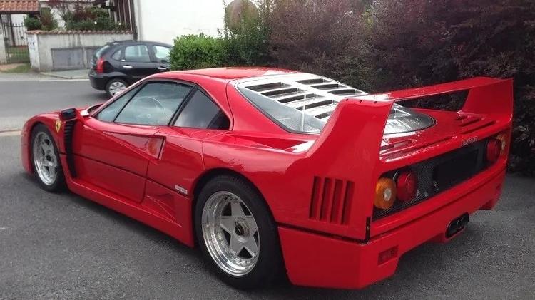 Ferrari F40 está a venda na Argentina por mais de R$ 10 milhões