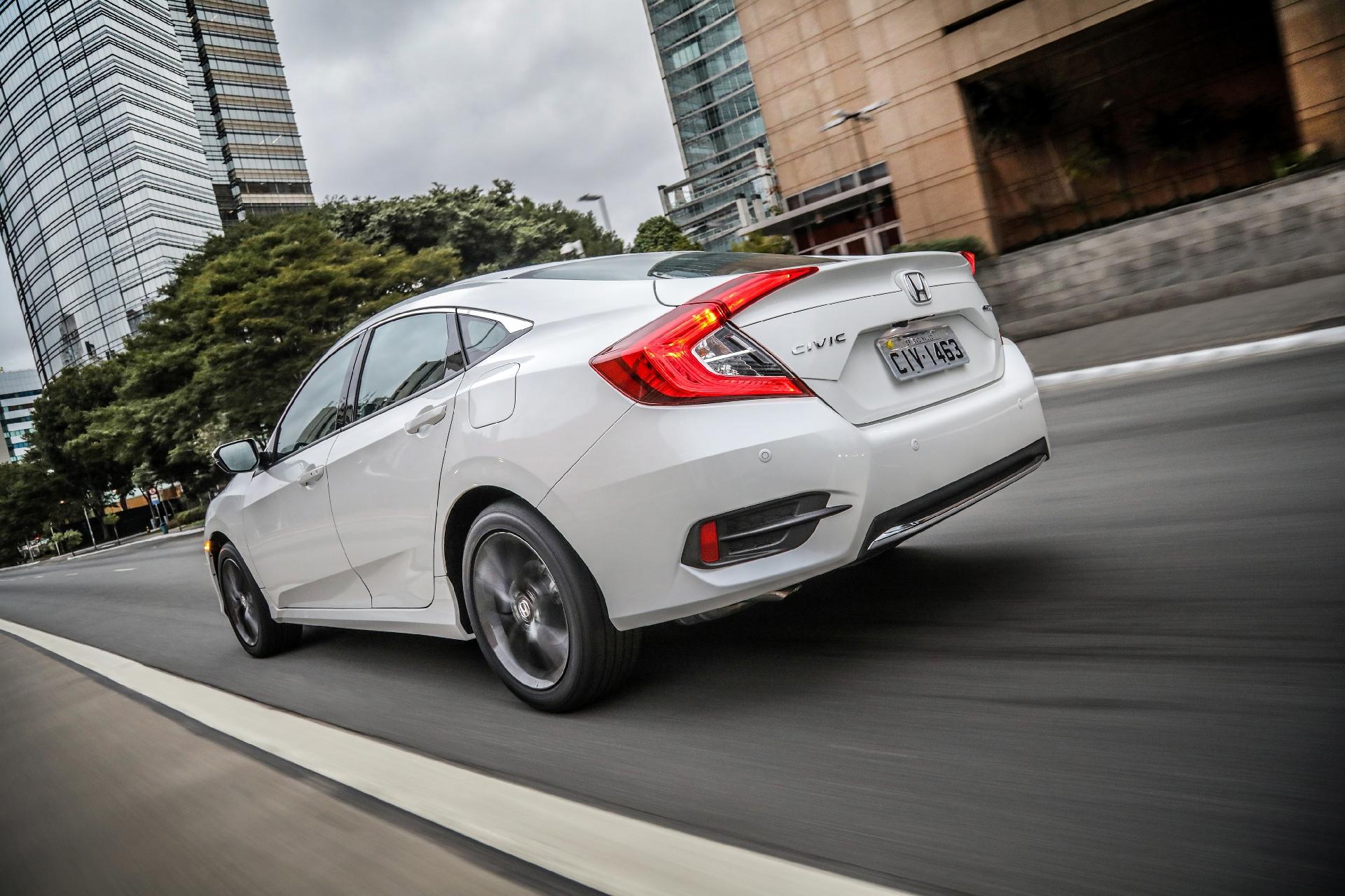 Honda Civic 2020 - UOL Carros
