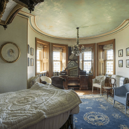 Ilha escocesa com castelo, chalé e jardins está à venda por R$ 11 mi