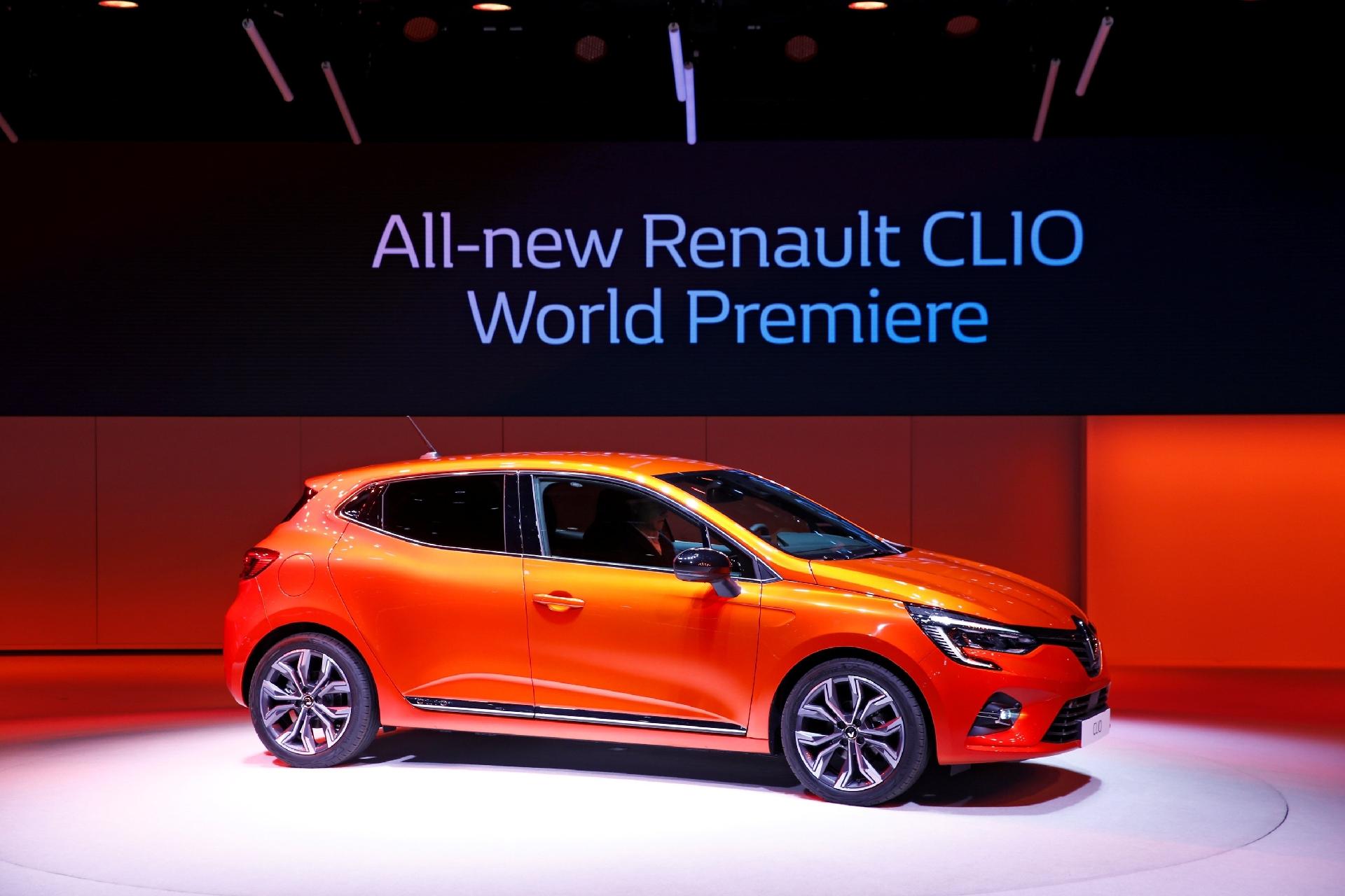Novo Renault Clio sucessor do Sandero?