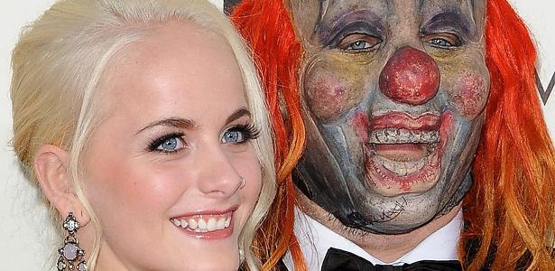 Filha de Shawn Crahan, percussionista do Slipknot, morre aos 22 anos ...