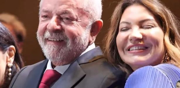 Lula agradece artistas, faz aceno a mulheres, cristãos e lembra prisão