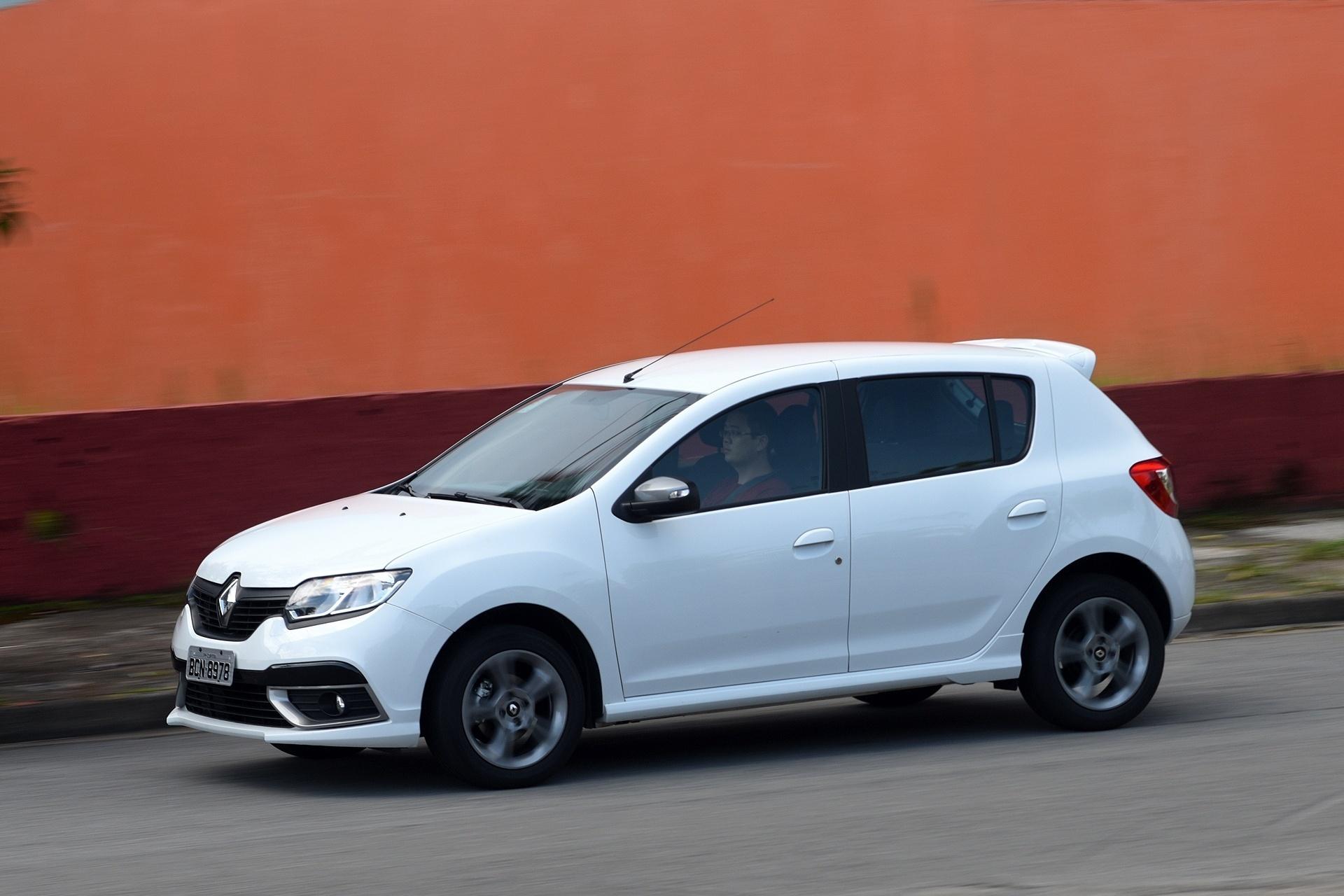 Como é o Renault Sandero GT Line 1.0