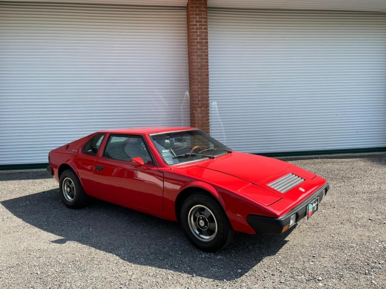 'Ferrari brasileira' marcou época com motor central e muito estilo