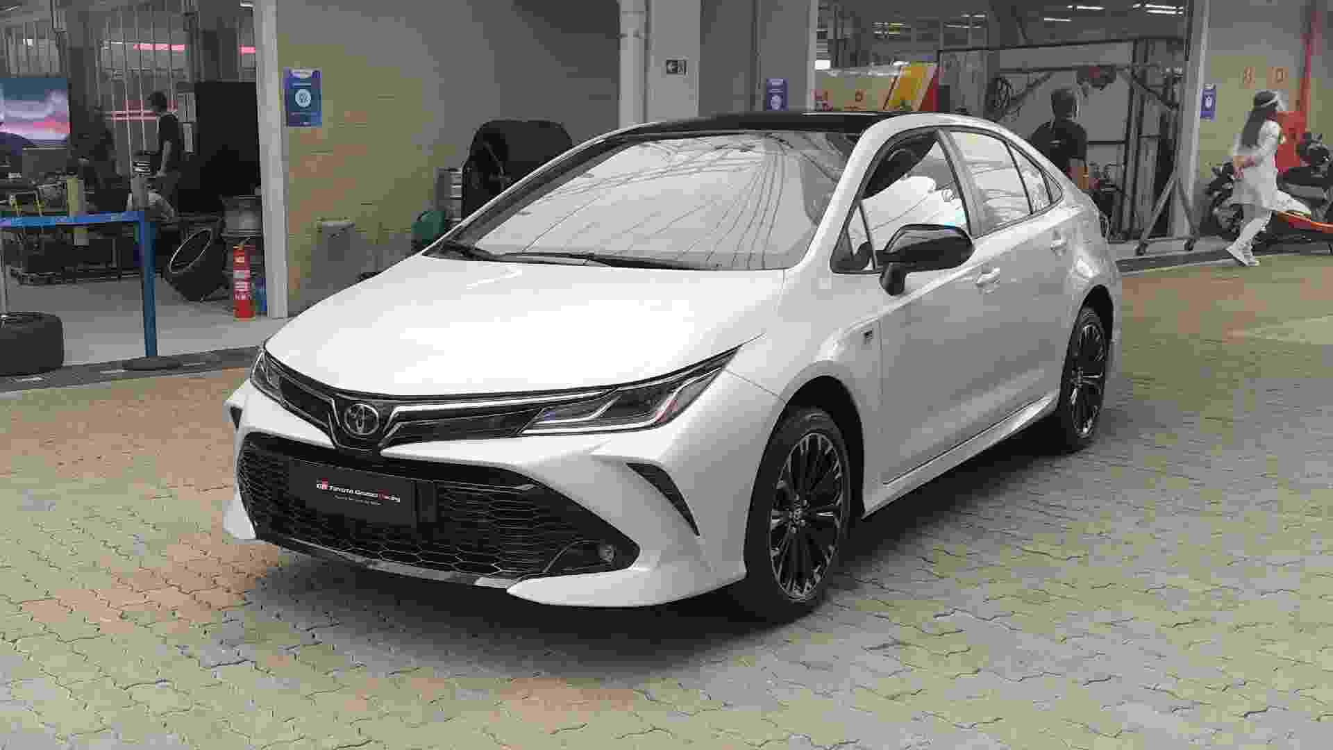 Corolla GR-S: versão 'esportiva' chega às concessionárias; veja preço