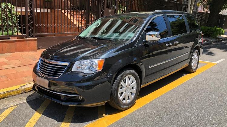 Town & Country, minivan "raiz", é tão familiar que amigos até compartilham