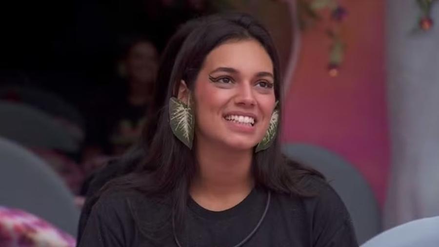 BBB 24: Alane conta que usa toalhas de outros rivais