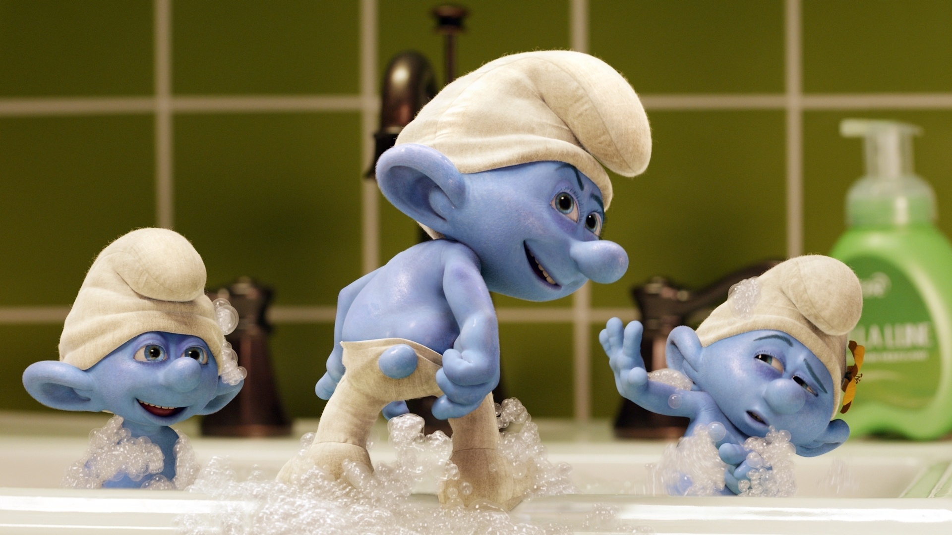"Os Smurfs 2" passa a lição de que família não é definida por quem deu ...