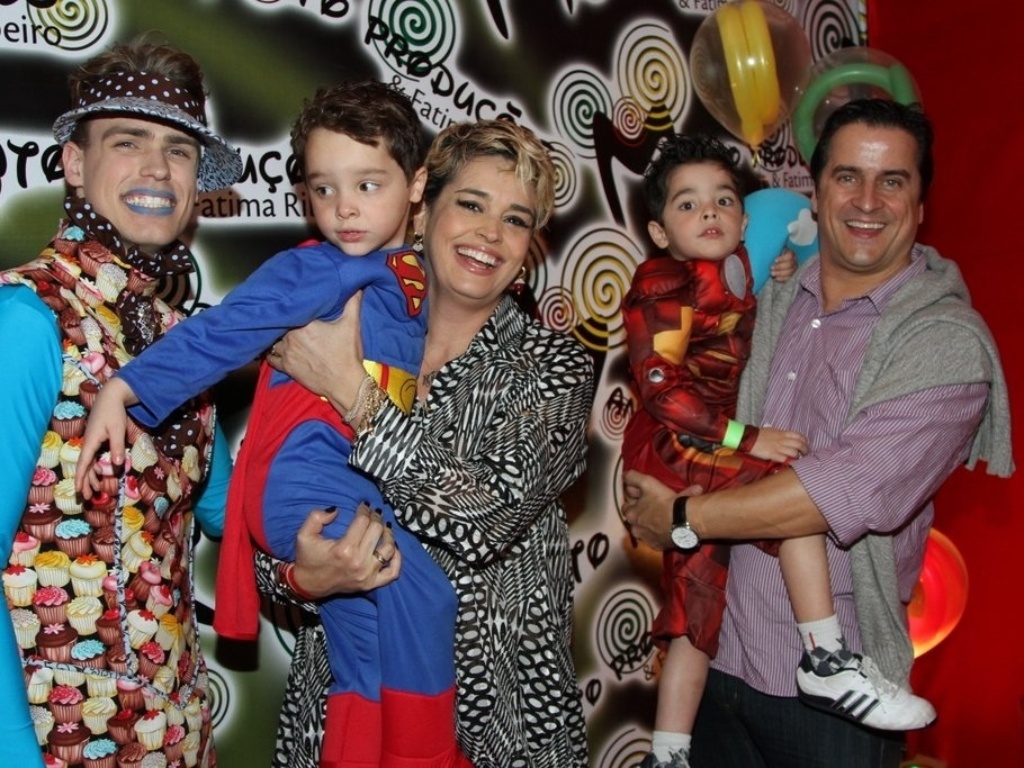 Fotos: Veja a trajetória da atriz Suzy Rêgo - 09/03/2016 - BOL BOL
