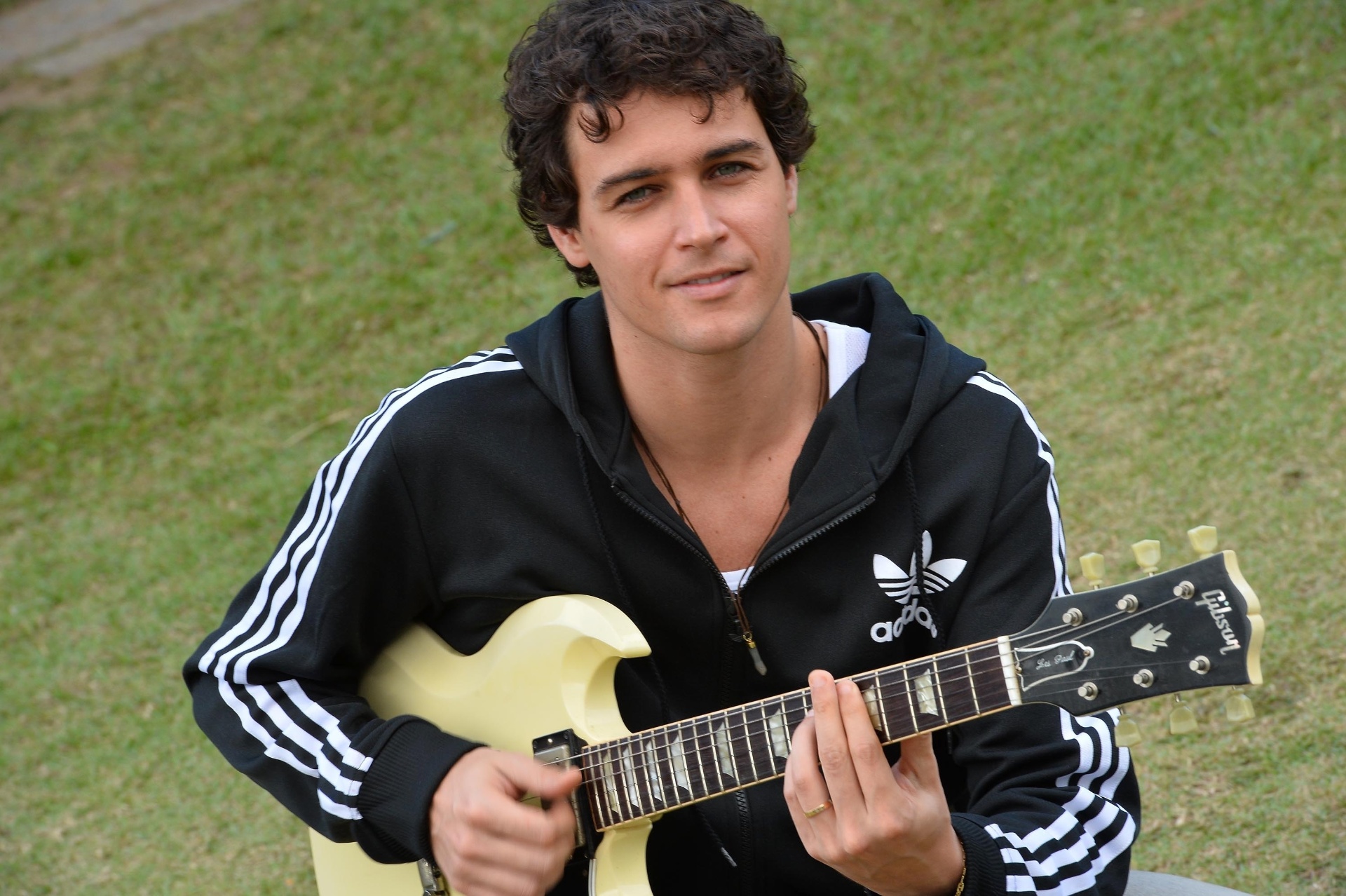 Fotos: Felipe Dylon se prepara para lançar novo CD - 22/08/2013 - UOL ...