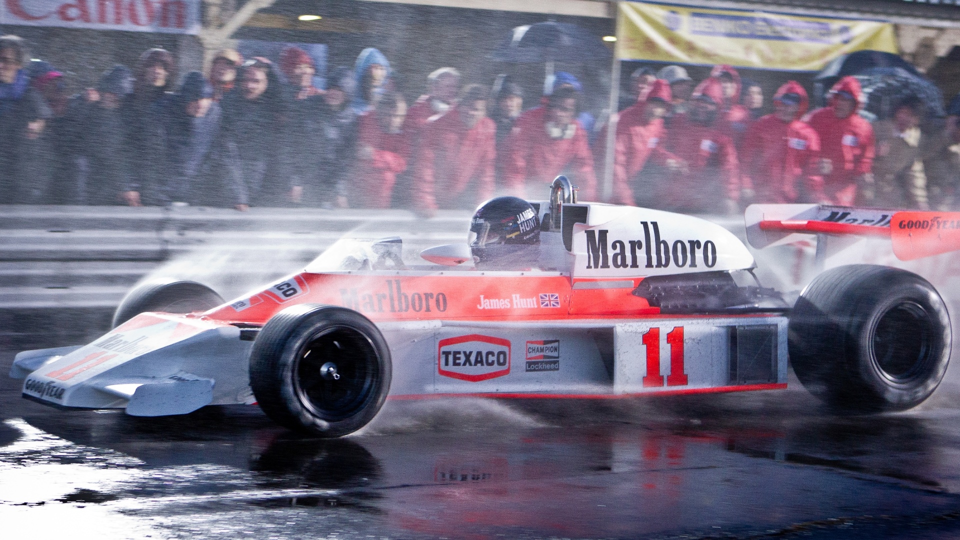 Pôster de filme sobre os pilotos James Hunt e Niki Lauda é divulgado ...