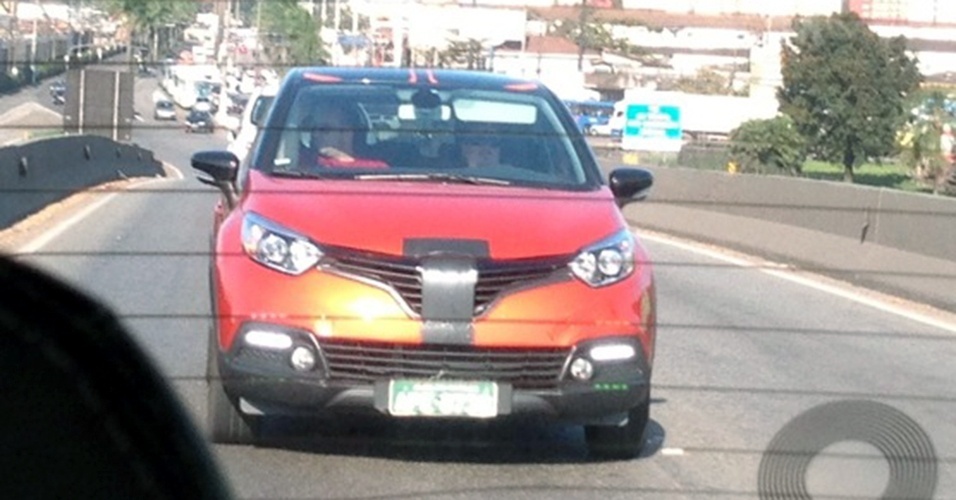 Renault espera "cenário melhor" para trazer Captur ao Brasil - 02/10 ...