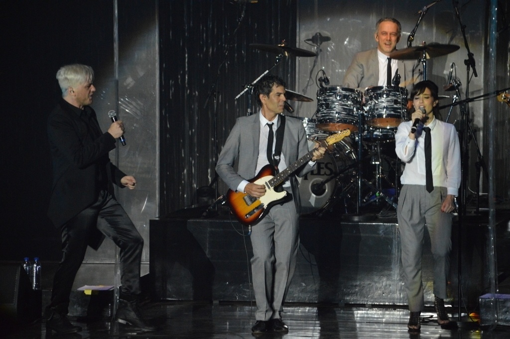 Fotos: Dado Villa-Lobos, João Barone, Leoni e Toni Platão - show em ...