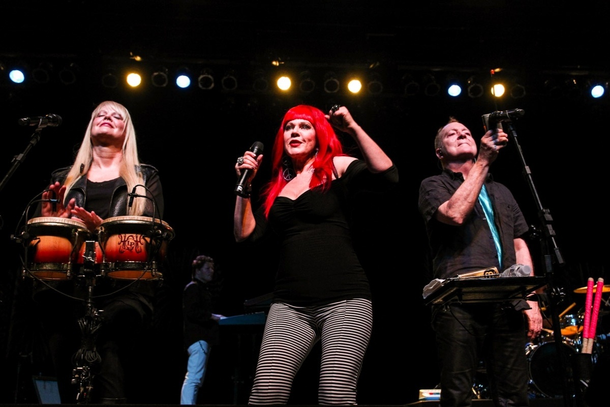 Fotos: Veja fotos do show do B-52's em São Paulo - 06/10/2013 - UOL ...