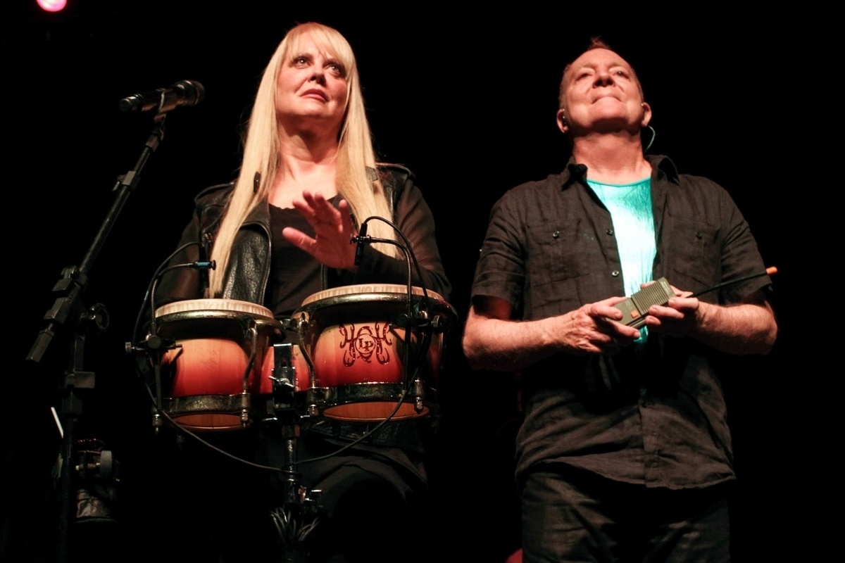 Fotos: Veja fotos do show do B-52's em São Paulo - 06/10/2013 - UOL ...