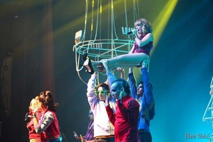 Veja imagens da carreira de Jullie, cantora participante do "The Voice ...