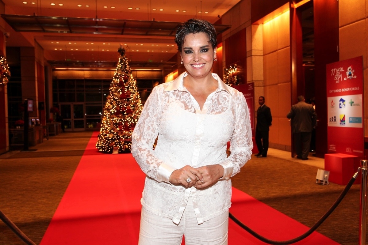 Fotos: Veja a trajetória da atriz Suzy Rêgo - 09/03/2016 - BOL BOL
