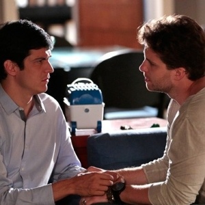 Em "Amor à Vida", Félix desabafa com Niko e pensa em deixar São Paulo ...