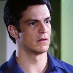 Em "Amor à Vida", Félix fica enciumado após visita de Eron a Niko ...