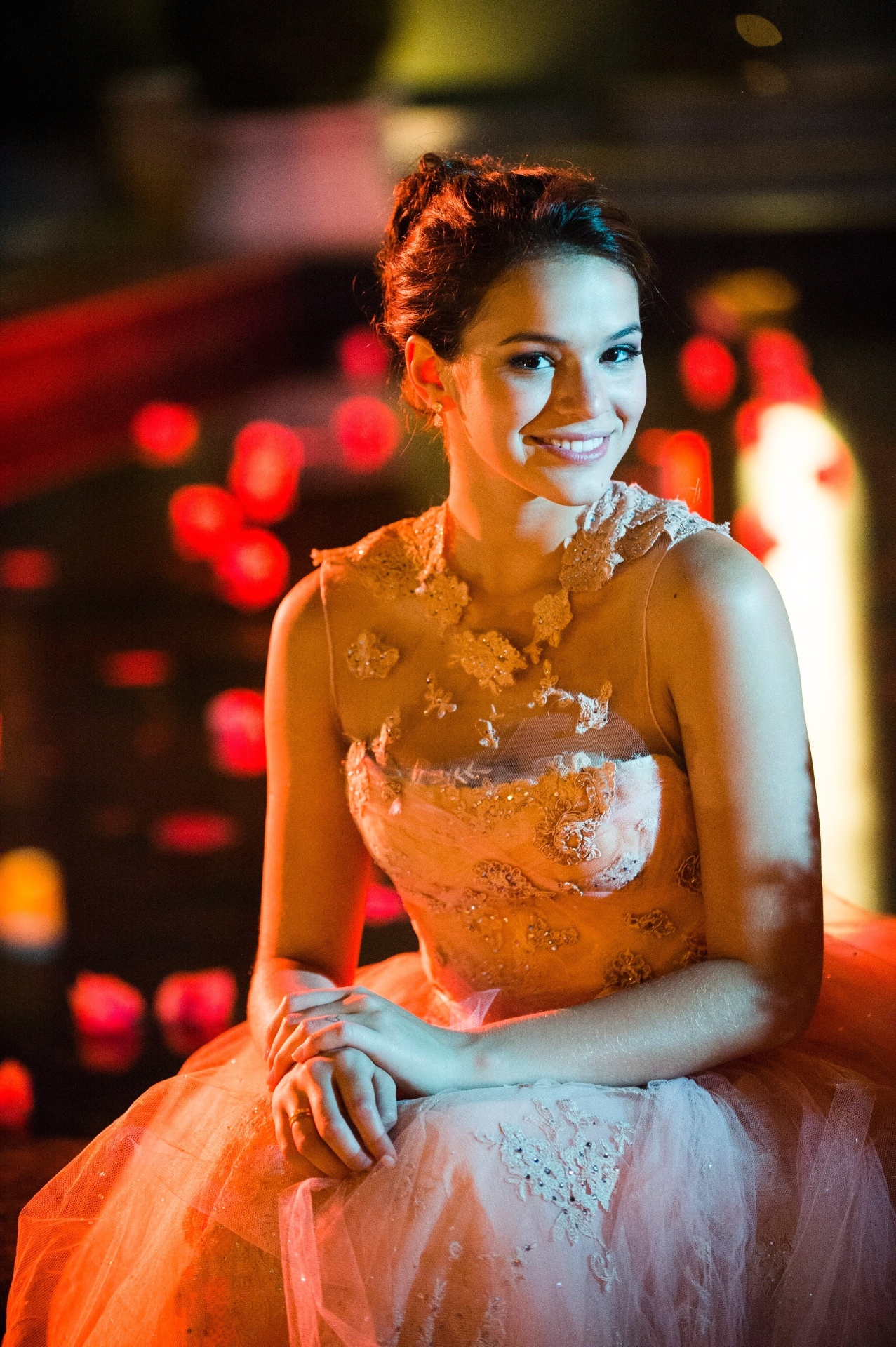 Fotos: Figurino de Bruna Marquezine na novela "Em Família" inspira ...