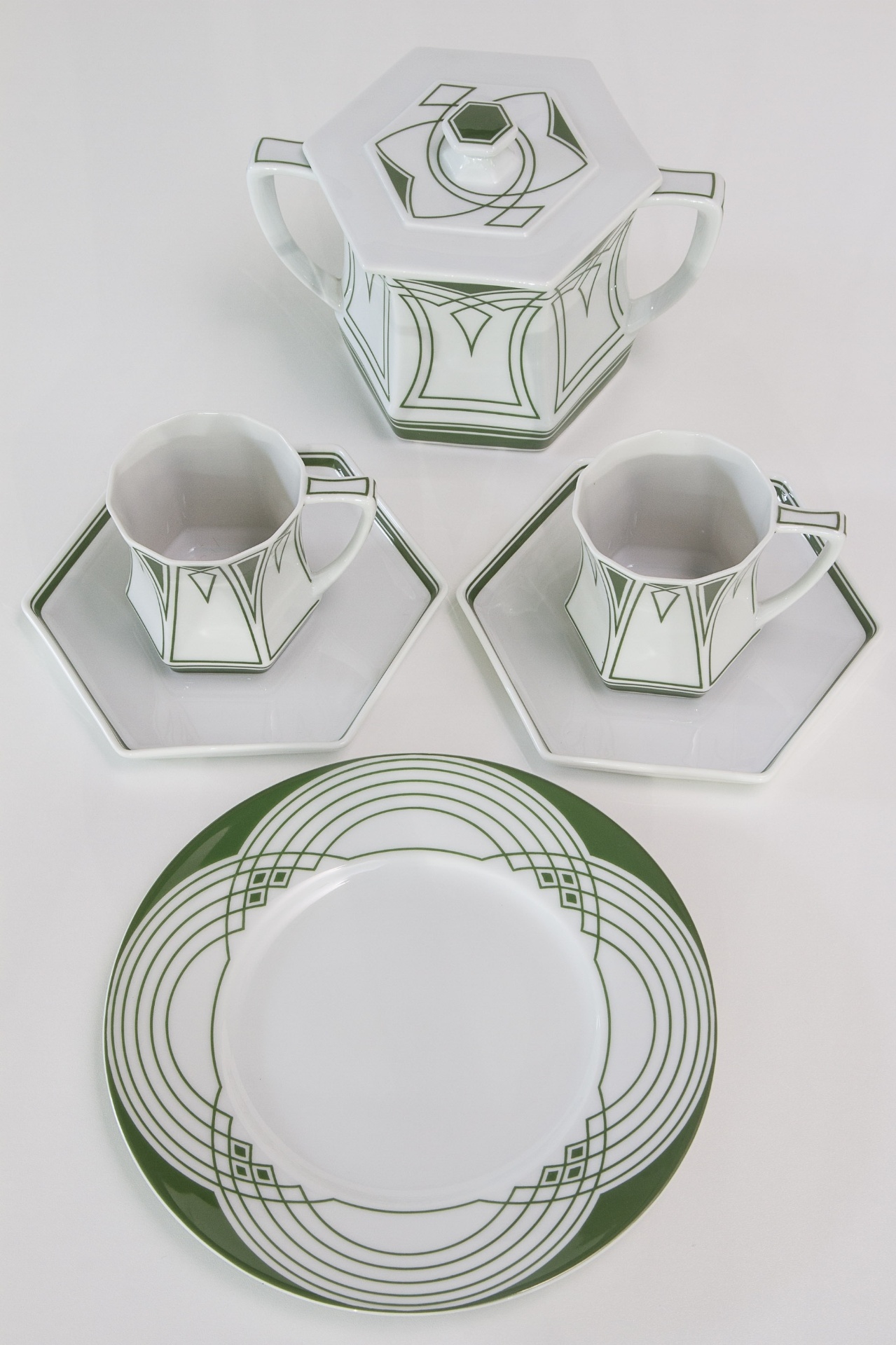 Fotos: Deutscher Werkbund: exposição em SP reúne ícones do design ...