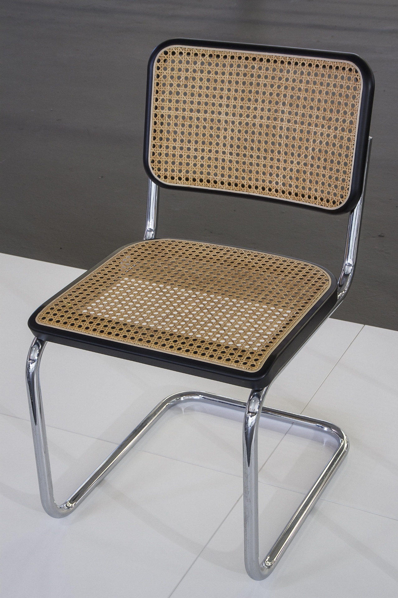 Fotos: Deutscher Werkbund: exposição em SP reúne ícones do design ...
