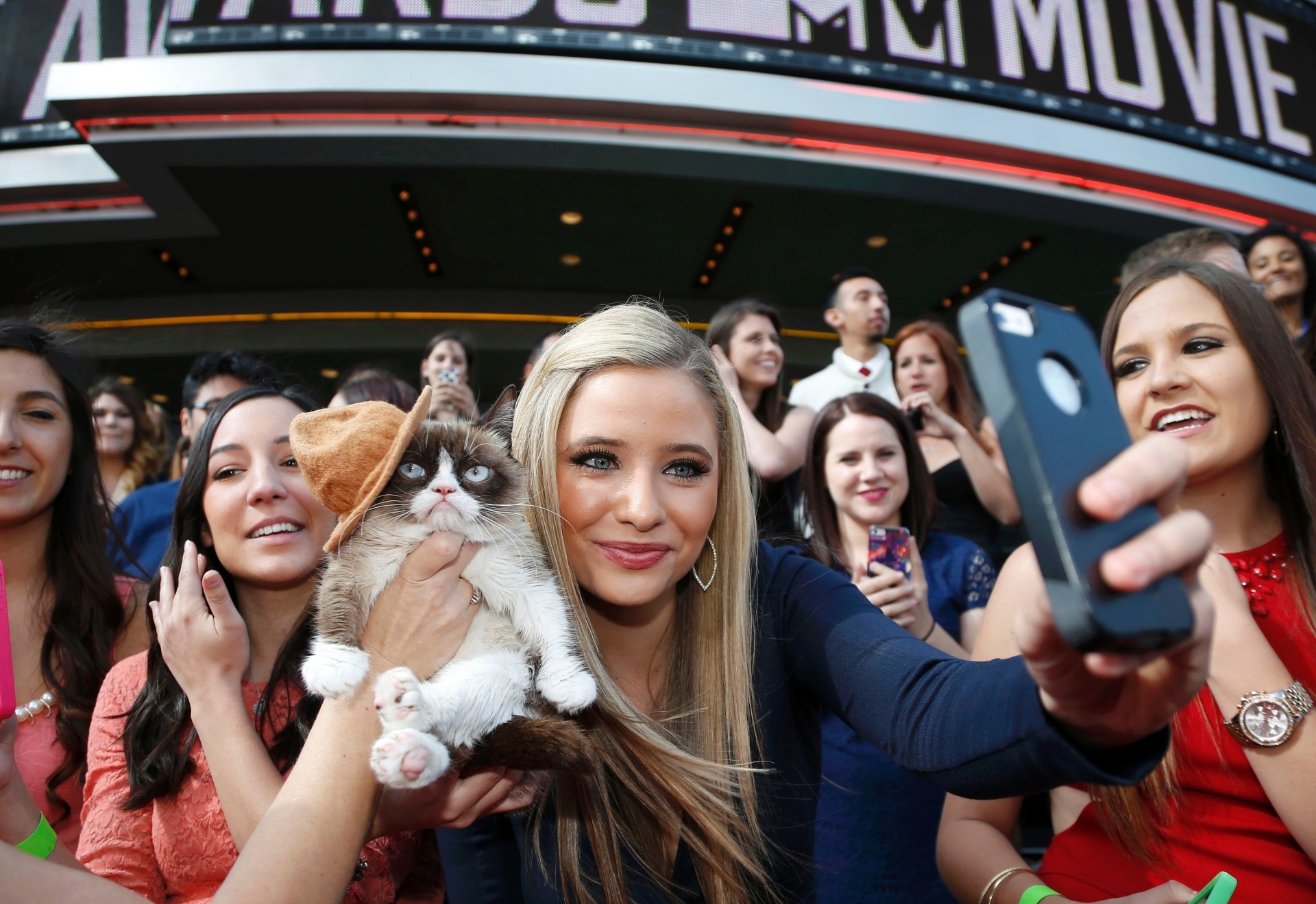 Confira os melhores momentos do MTV Movie Awards em 12 GIFs - 14/04 ...