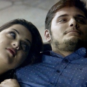 "Em Família": Bárbara leva André para sua casa para consolá-lo ...