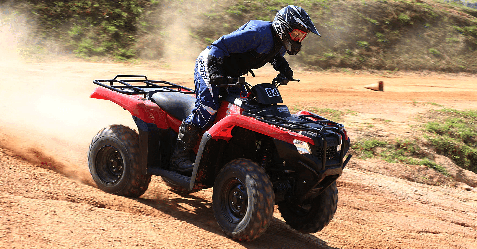 Honda TRX 420 Fourtrax, R$ 18.900, é ATV sem medo do batente - 30/05 ...