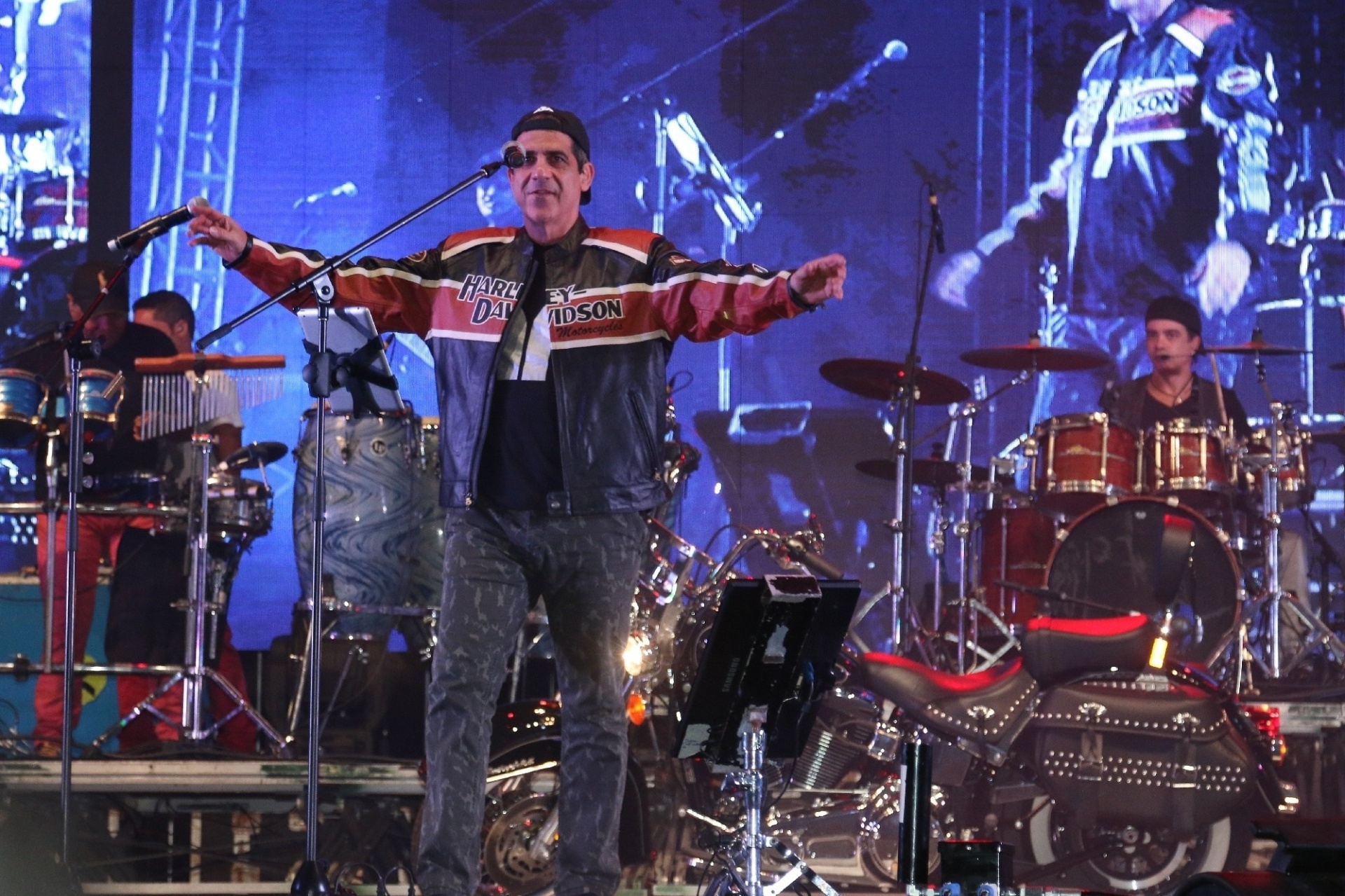 Fotos: Ivete Sangalo, Saulo e outros artistas se apresentam no Axé ...