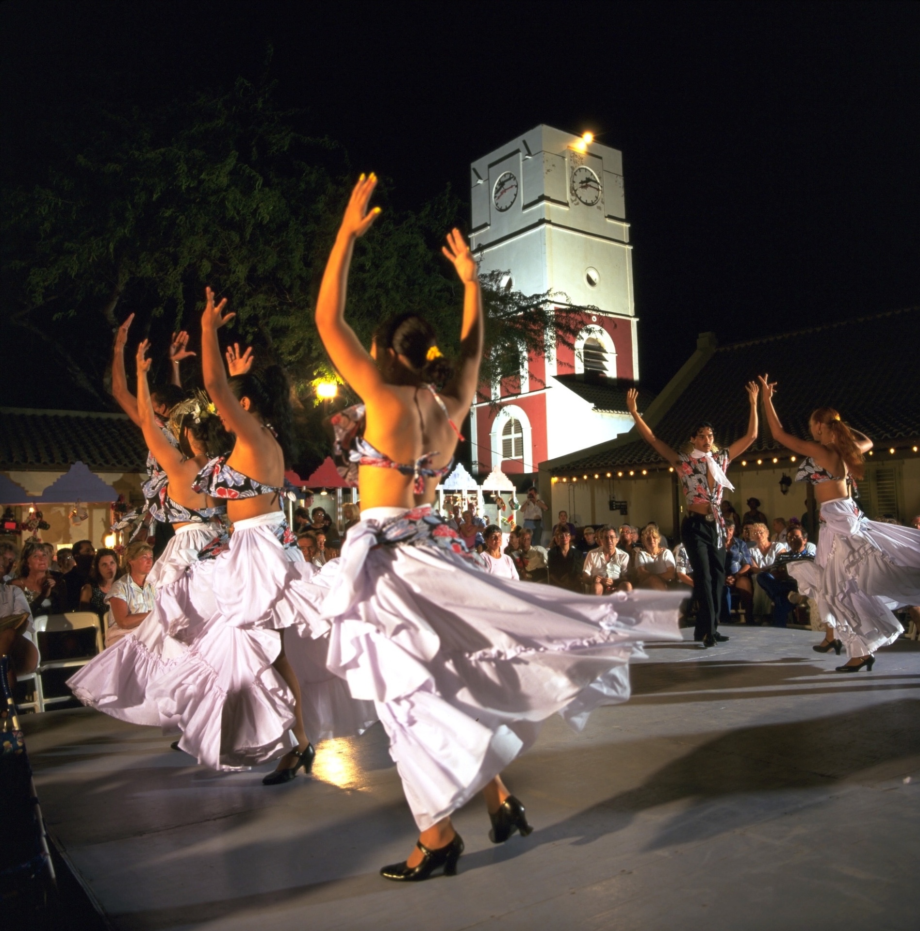 Fotos: Aruba tem programação intensa para solteiros - 26/08/2014 - UOL ...