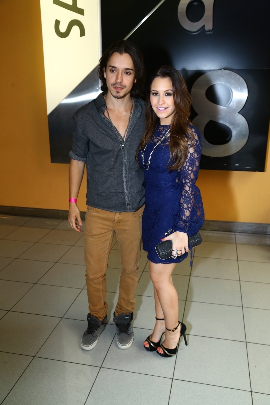Fotos: Confira a trajetória da atriz Carla Diaz - 27/11/2017 - BOL BOL