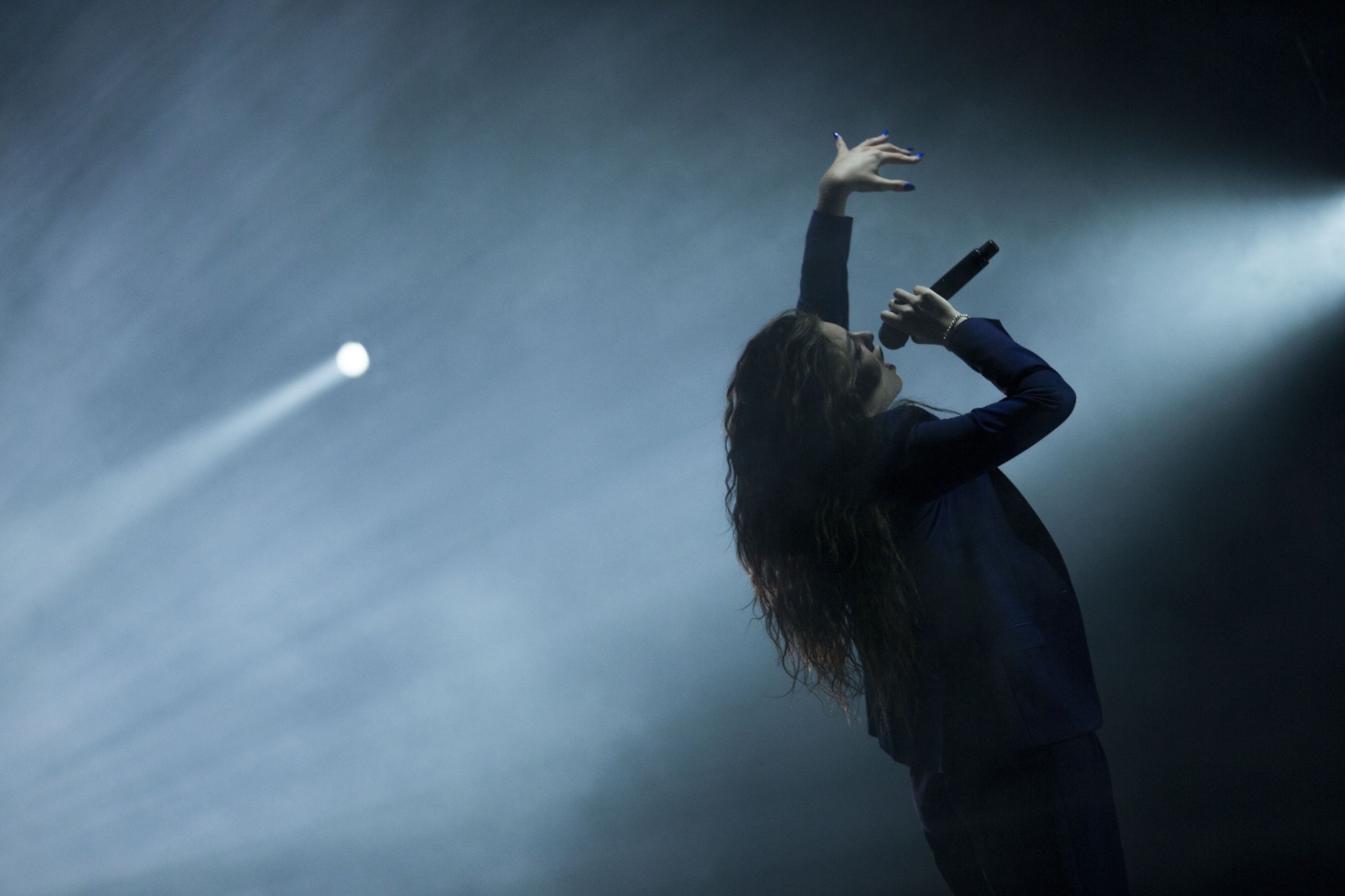 Fotos: Lorde: Caras, bocas e seu poderoso bate-cabelo - 08/10/2014 ...