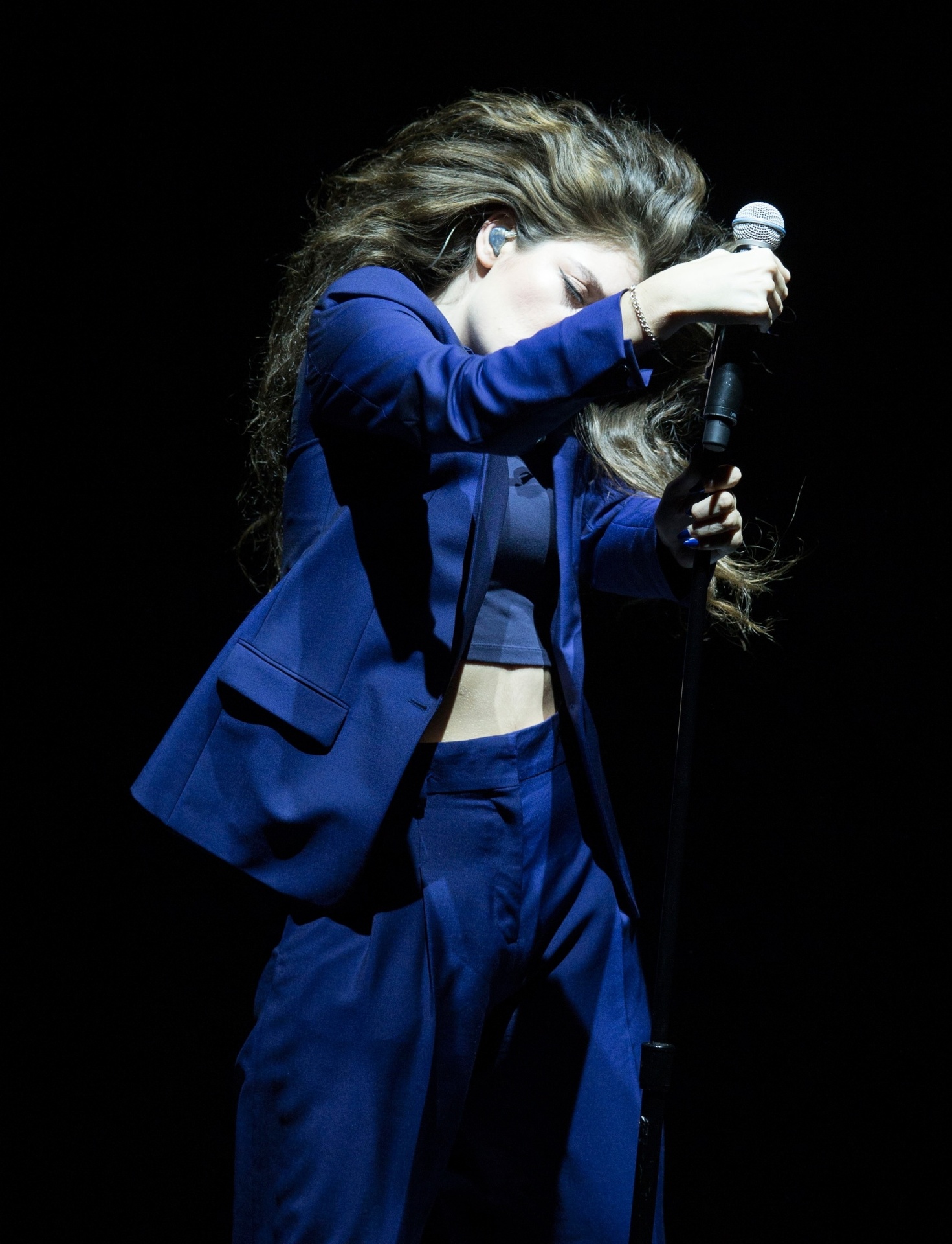 Fotos: Lorde: Caras, bocas e seu poderoso bate-cabelo - 08/10/2014 ...