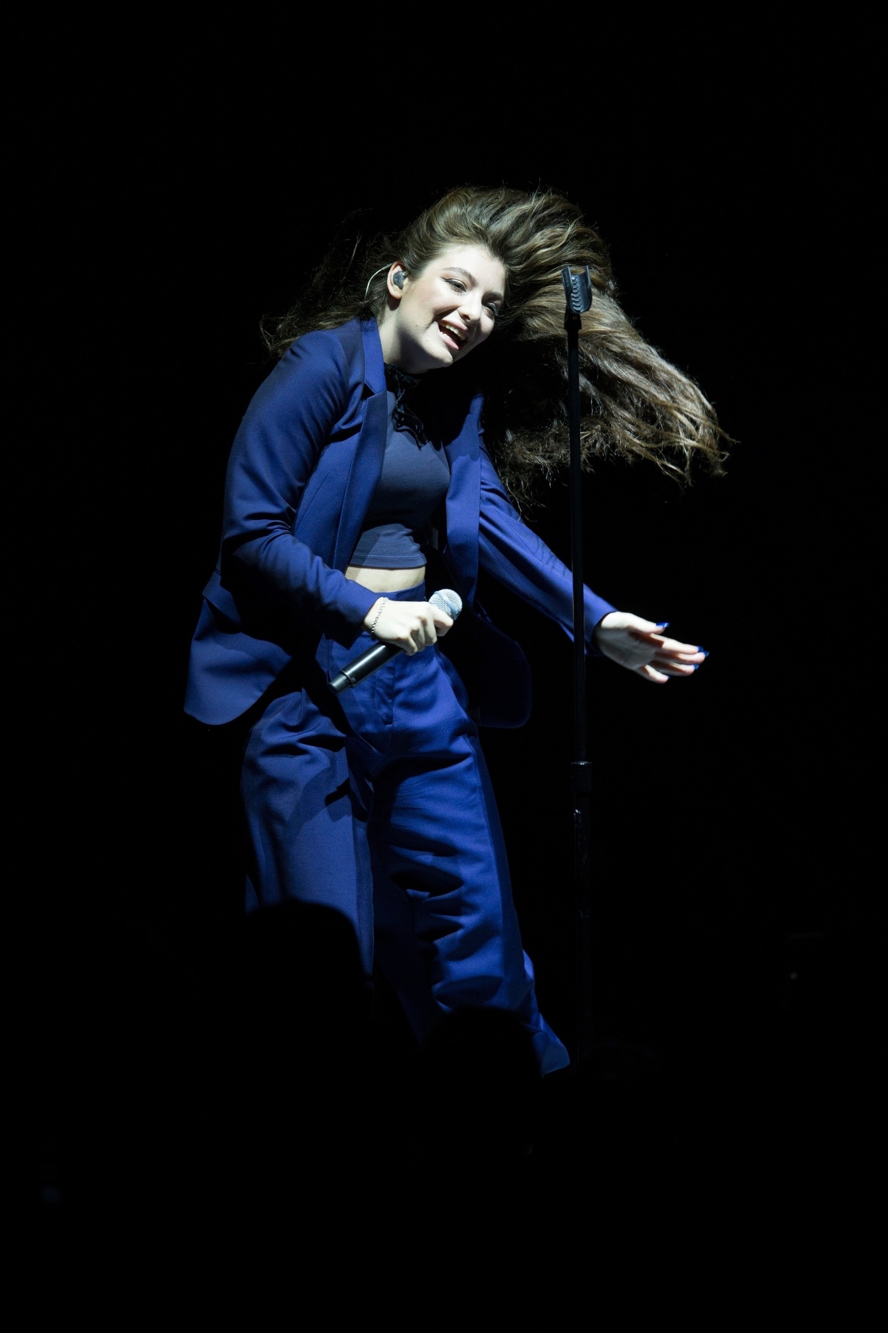 Fotos: Lorde: Caras, bocas e seu poderoso bate-cabelo - 08/10/2014 ...