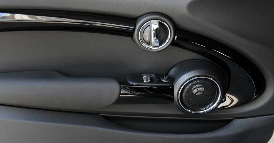 Mini Cooper vira fantasmas do Pac-Man no filme "Pixels"; assista - 28 ...