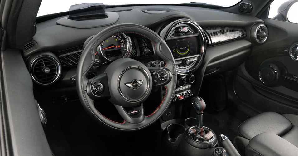 Mini Cooper vira fantasmas do Pac-Man no filme "Pixels"; assista - 28 ...