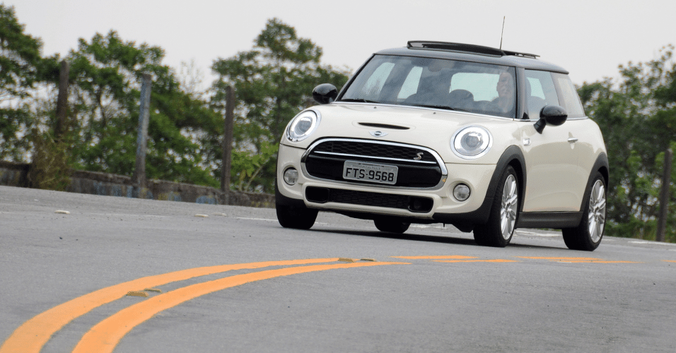 Mini Cooper vira fantasmas do Pac-Man no filme "Pixels"; assista - 28 ...