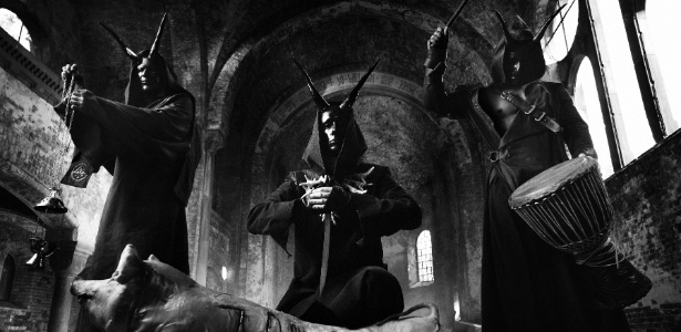 Fotos: Veja fotos da polêmica banda Behemoth - 28/10/2014 - UOL ...