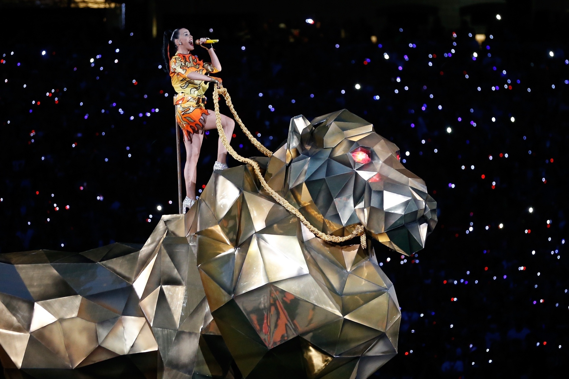 Fotos: Veja imagens de Katy Perry em seu show no Super Bowl 49 - 02/02 ...