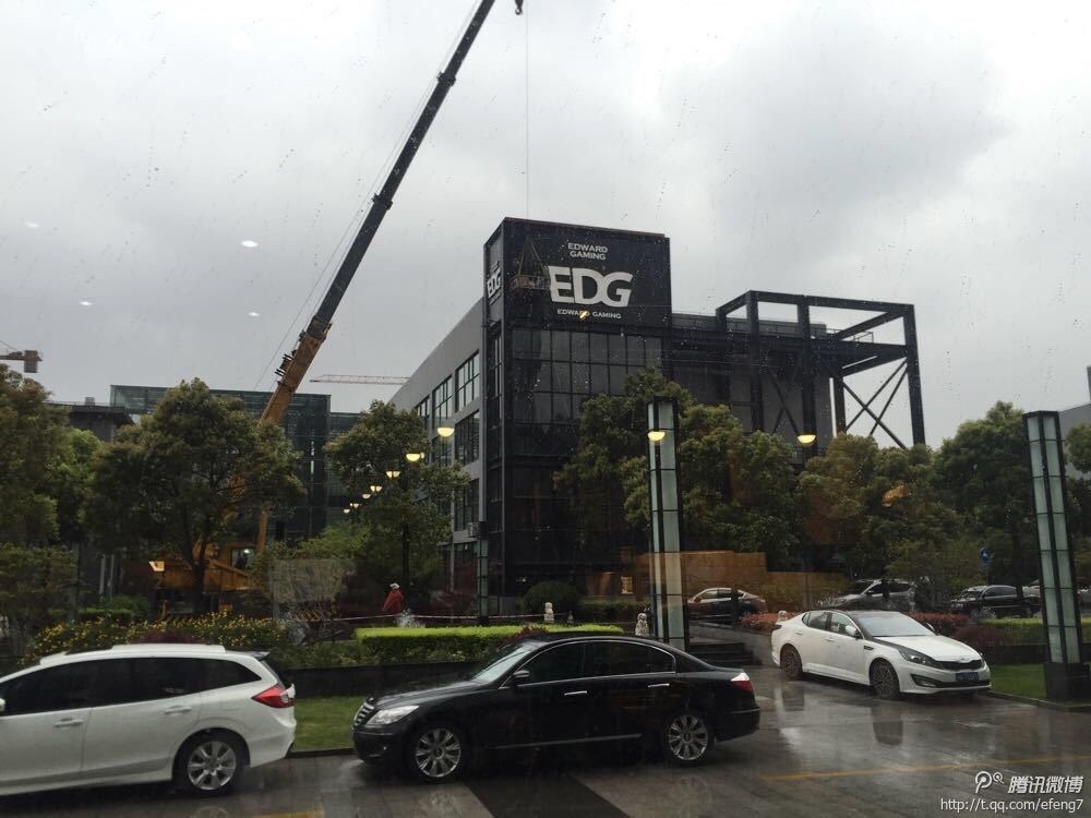 Fotos: A nova 'gaming house' da Edward Gaming - 08/04/2015 - UOL Start