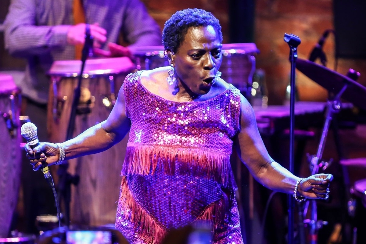 Fotos: Maio/2015 - Sharon Jones faz apresentação em São Paulo - 27/05 ...