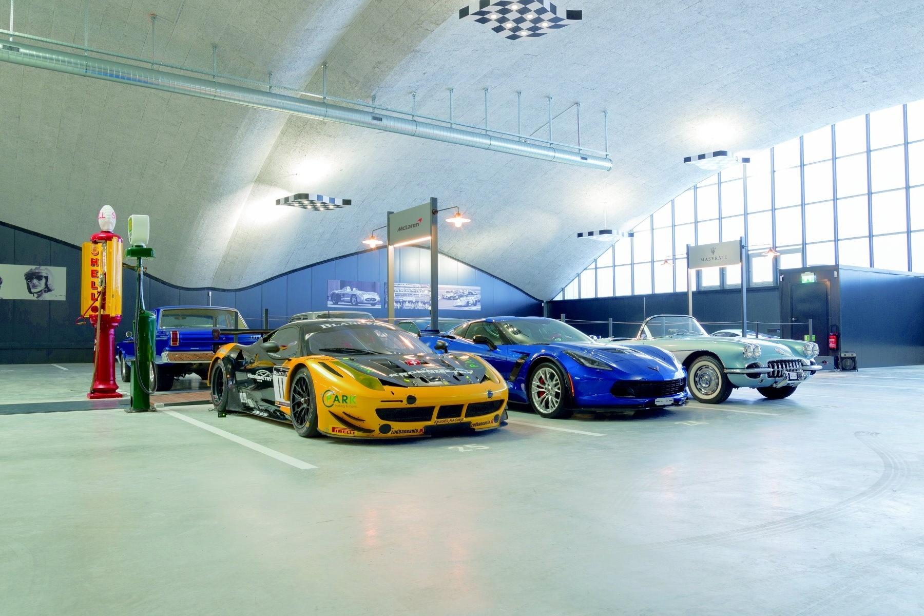 Hotéis para carrões: conheça as garagens onde só descansam modelos de ...