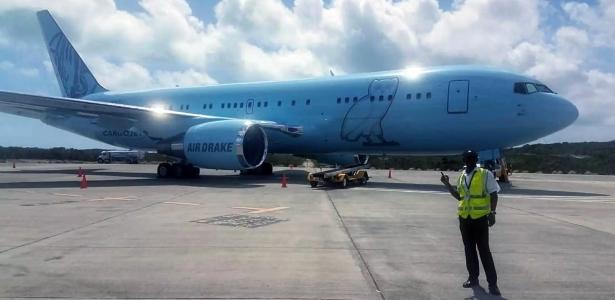 Conheça o "Air Drake", o luxuoso avião particular que o rapper usou ...
