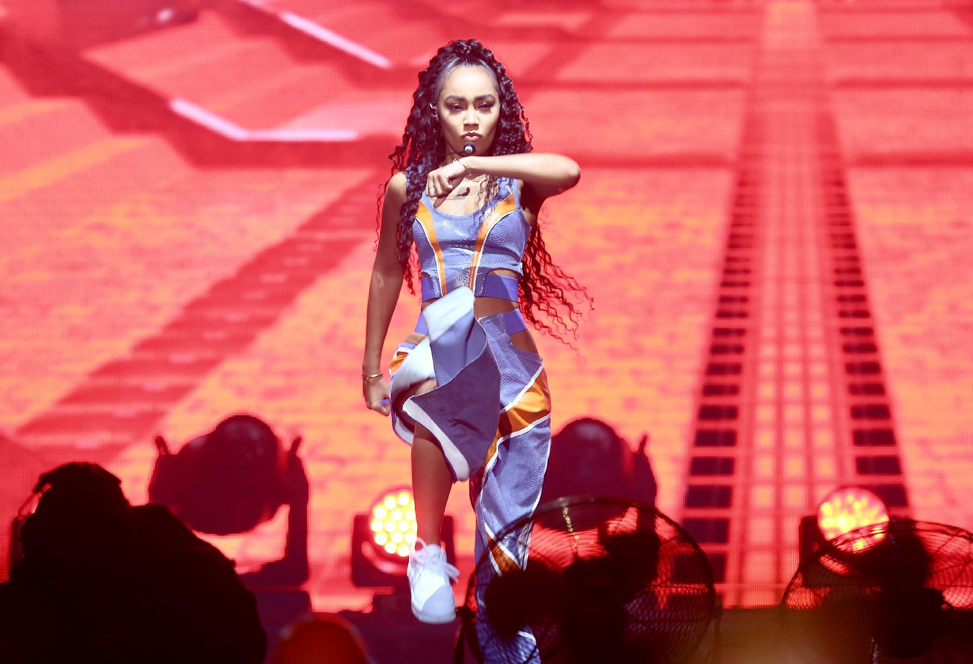 Little Mix homenageia mulheres e LGBTs em show para público fiel em SP ...