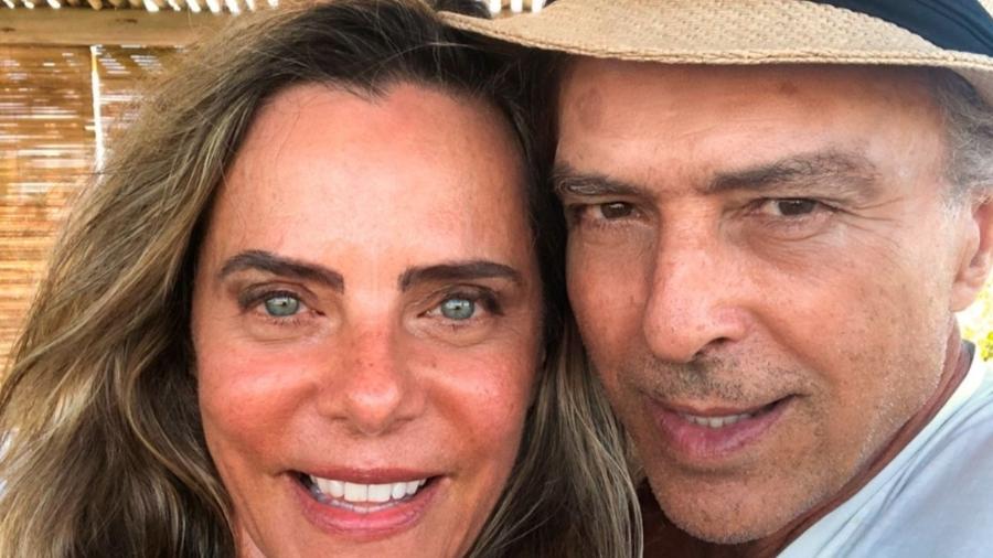 Bruna Lombardi se declara ao marido, Carlos Alberto Riccelli